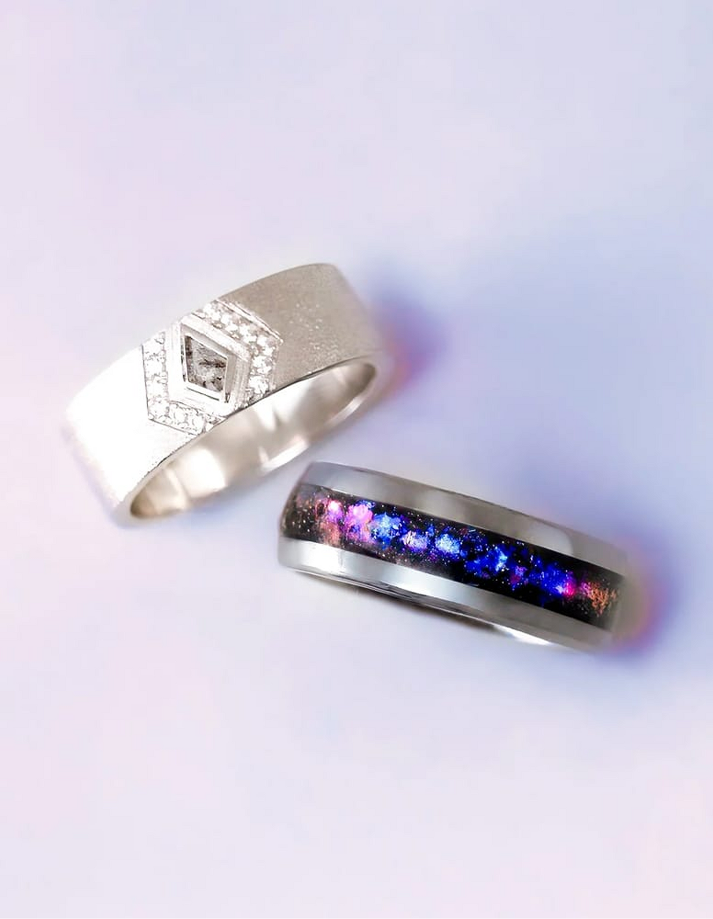 What Finger Does a Promise Ring Go On? Complete Guide – Aquamarise